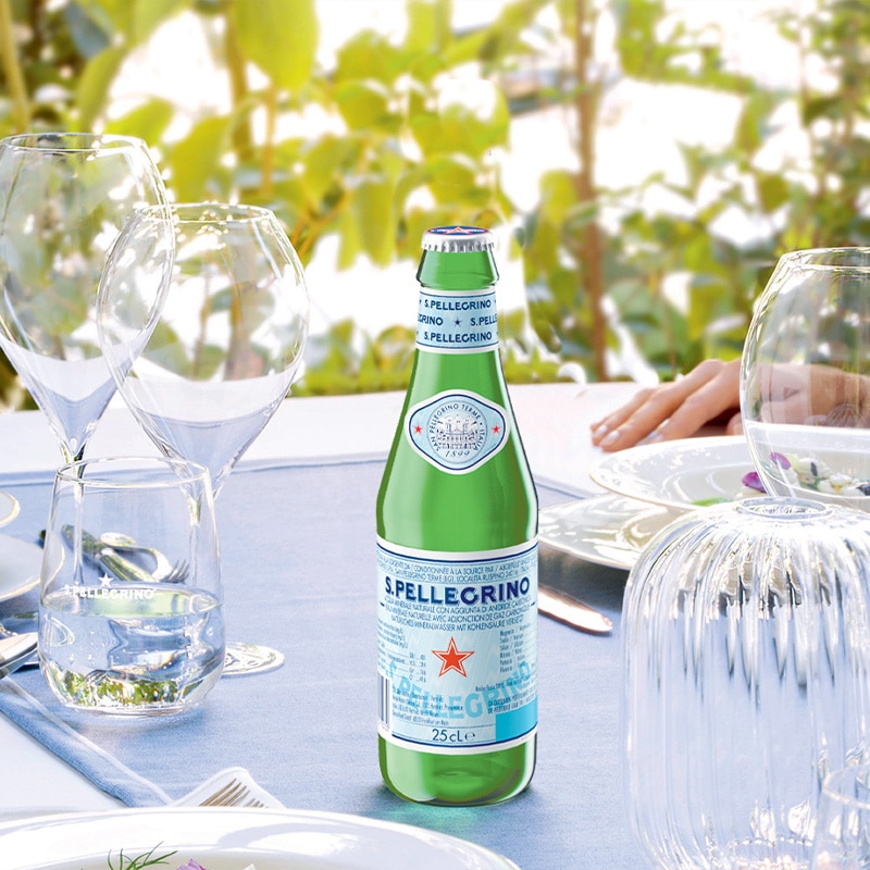 S.Pellegrino Water 250 ml Glass Bottle | Sanpellegrino