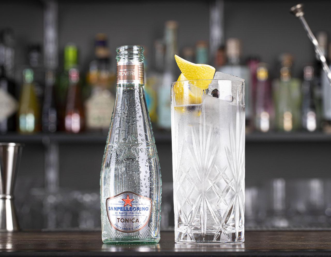 Wood&Tonic, cocktail analcolico con Tonica Rovere | Sanpellegrino