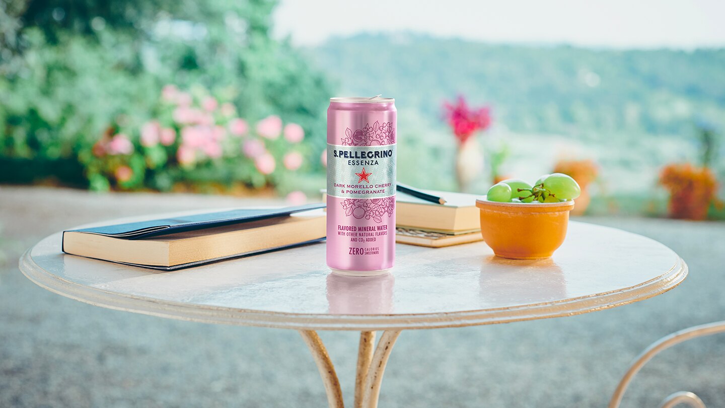 S.Pellegrino Essenza: refreshing taste, zero calories | Sanpellegrino